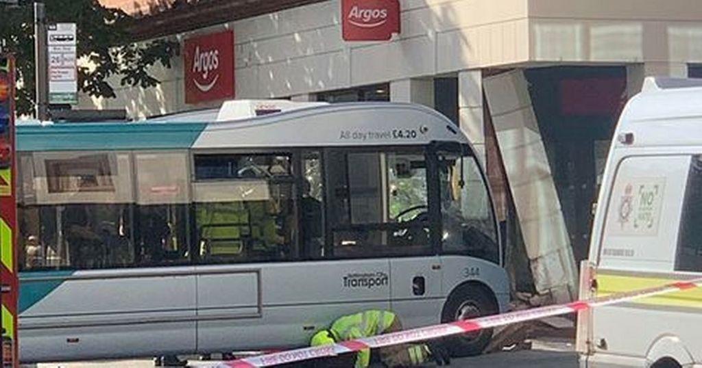 Full police statement after 2 buses crash in…