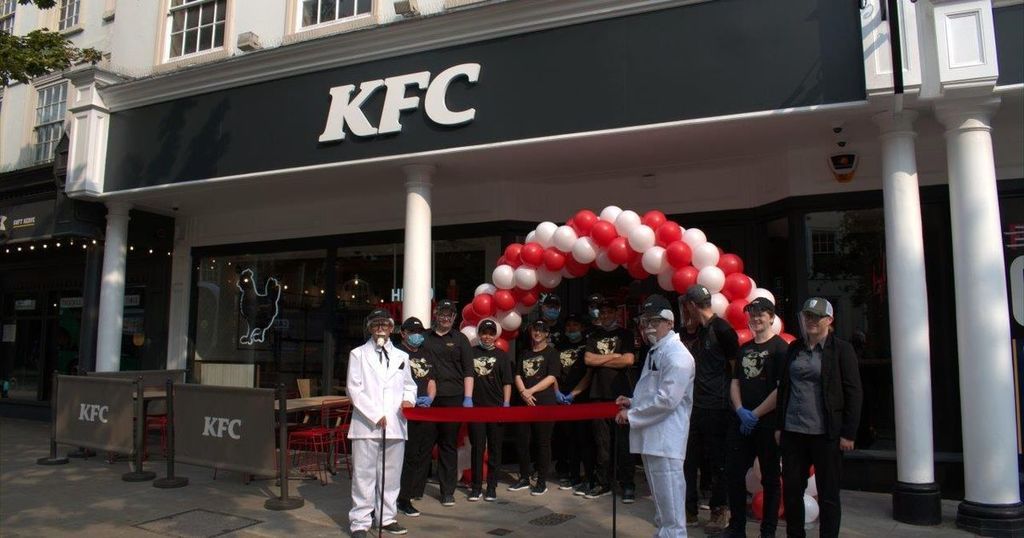 New 'hugely anticipated' KFC opens in Nottingham city…