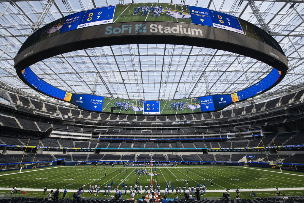 Check out SoFi Stadium field with painted end zones…