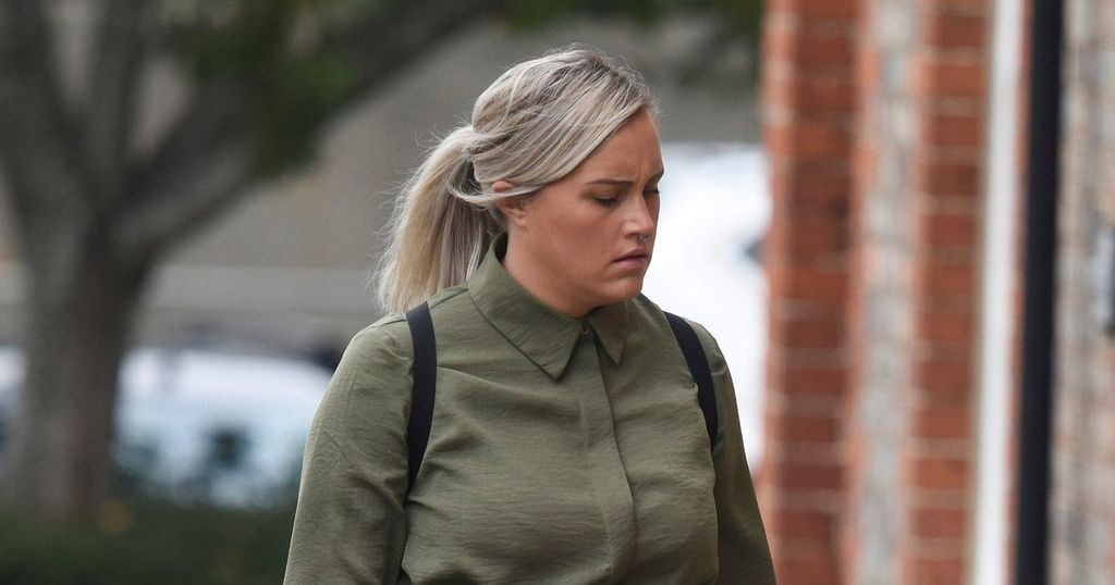 Female prison guard accused of romping with double…