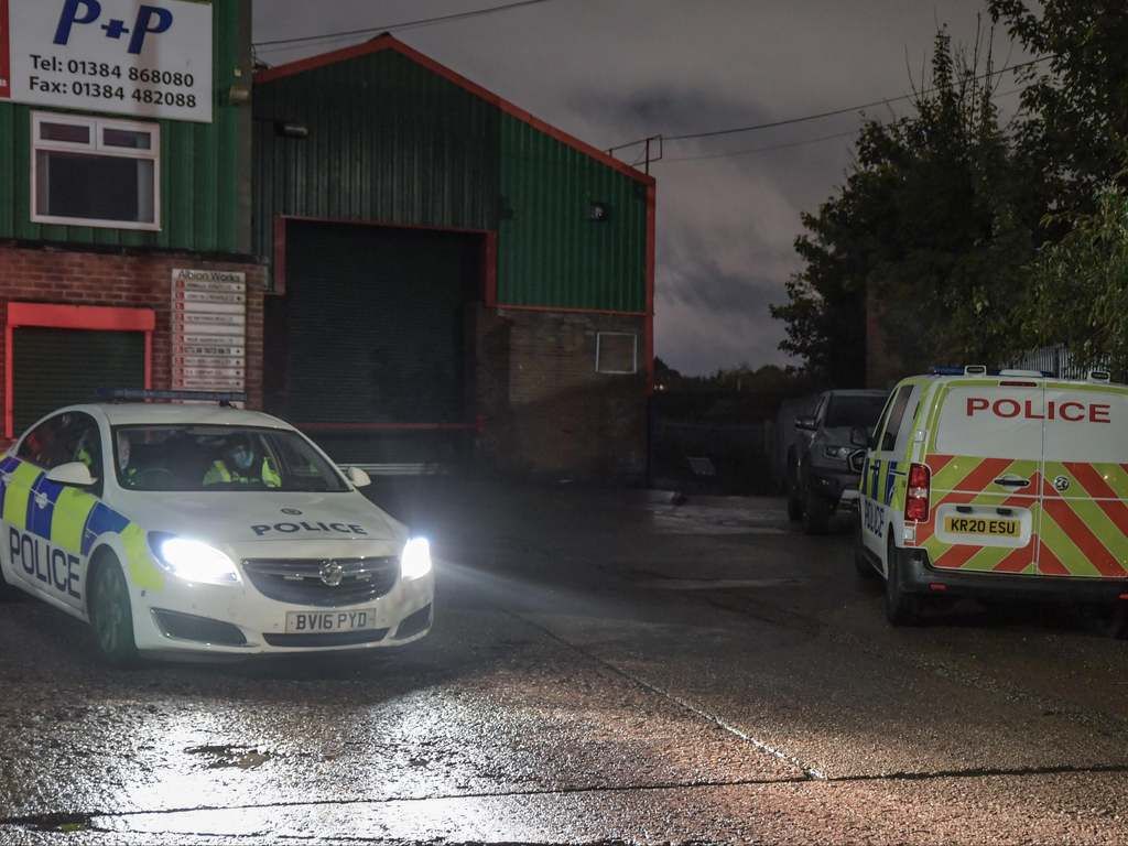 Dudley: Police launch double murder probe after two… Dudley: Police launch double murder probe after two…