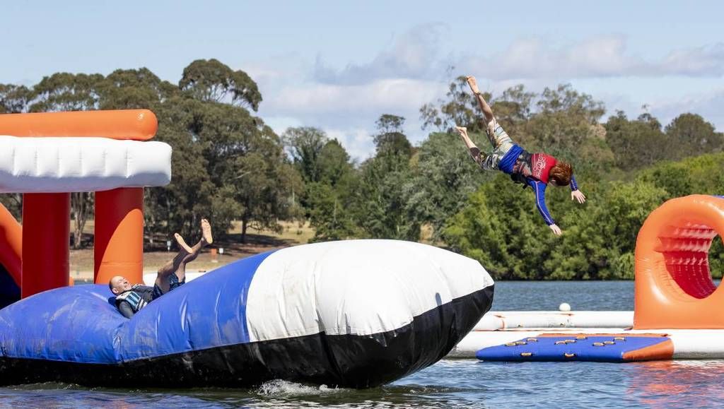 Lake Burley Griffin aqua park gets tick of approval
