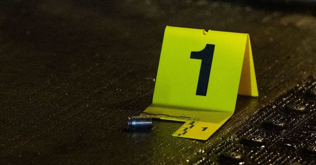 Boy, 15, shot in the arm in Austin