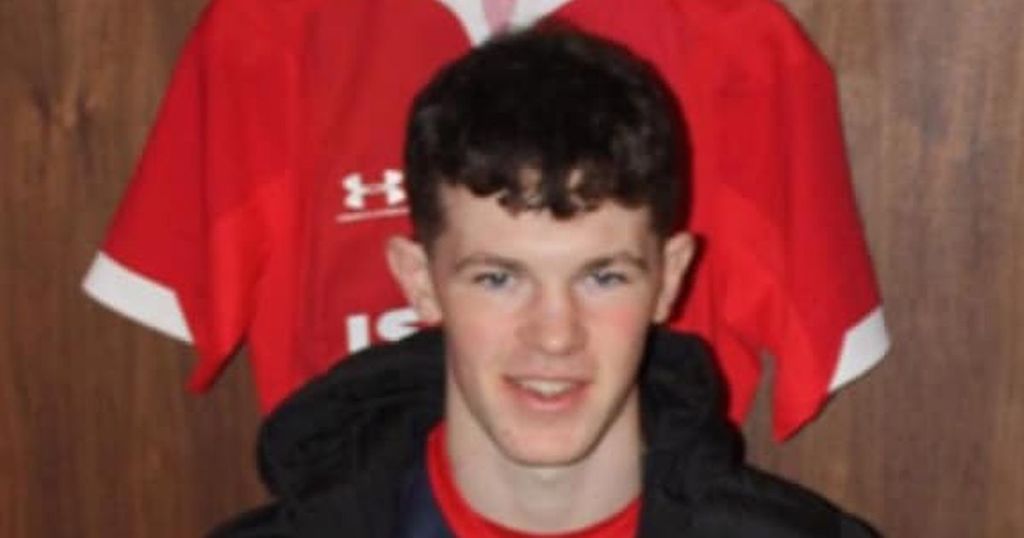 Carrick on Suir club pays tribute to young rugby…