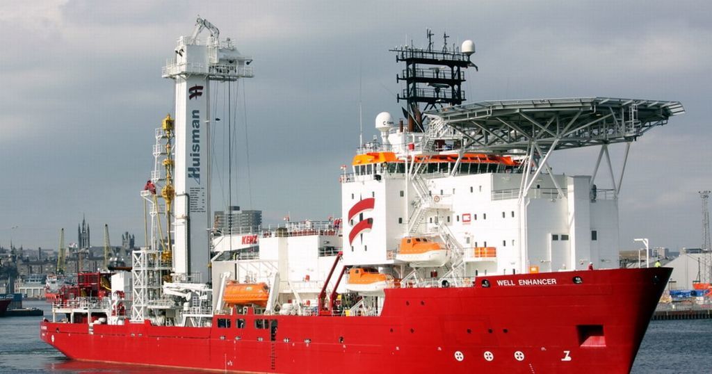 The story behind the four gigantic 'mega-ships'…