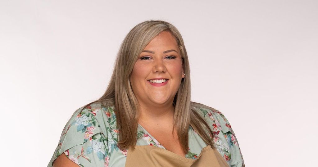 Great British Bake Off star Laura hits back after…