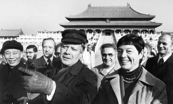 How a Helmut became a cap