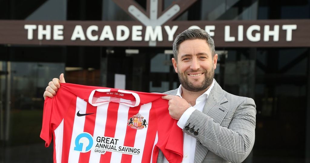 Lee Johnson appointed new Sunderland head coach - full…