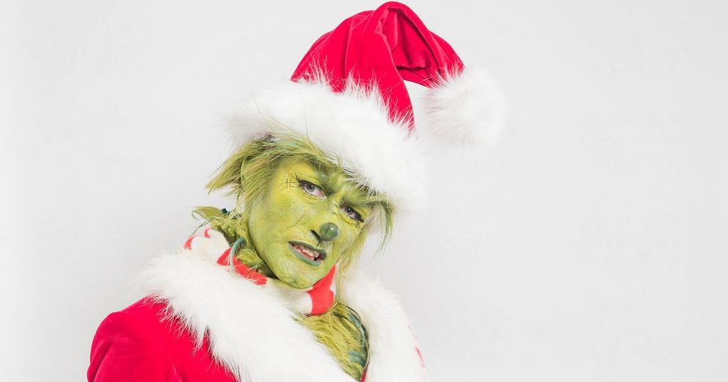 Matthew Morrison transforms into The Grinch and fans…