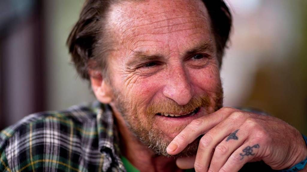 Home and Away actor Mick Innes dies after battle with…