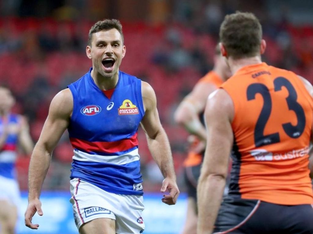 Bulldog Sam Lloyd pulls pin on AFL career
