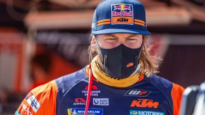 Toby Price crashes out of Dakar Rally in Saudi Arabia…