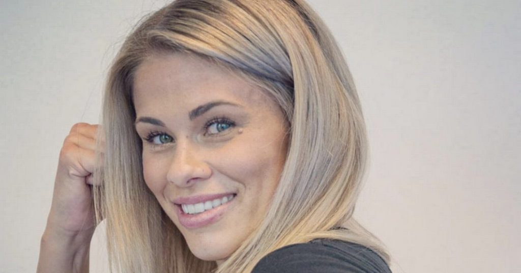 Former UFC fighter Paige VanZant explains motivation…