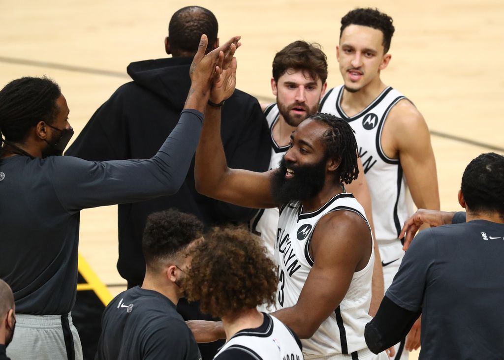 LeBron James compares former Warriors trio to current…