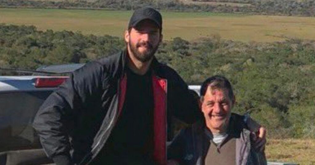 Liverpool goalkeeper Alisson's dad died from drowning,…