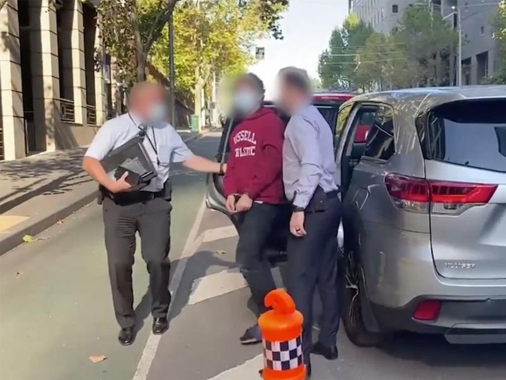 Brothers front court on terror charges
