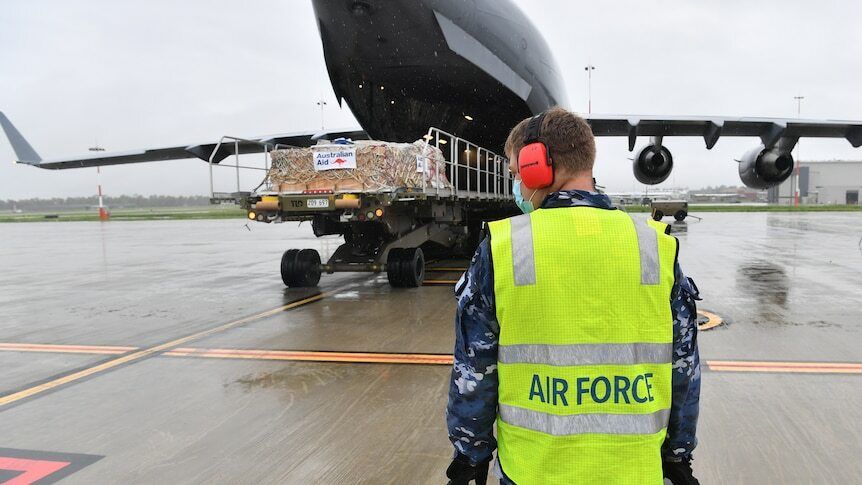 Australian medical team touches down in Port Moresby…