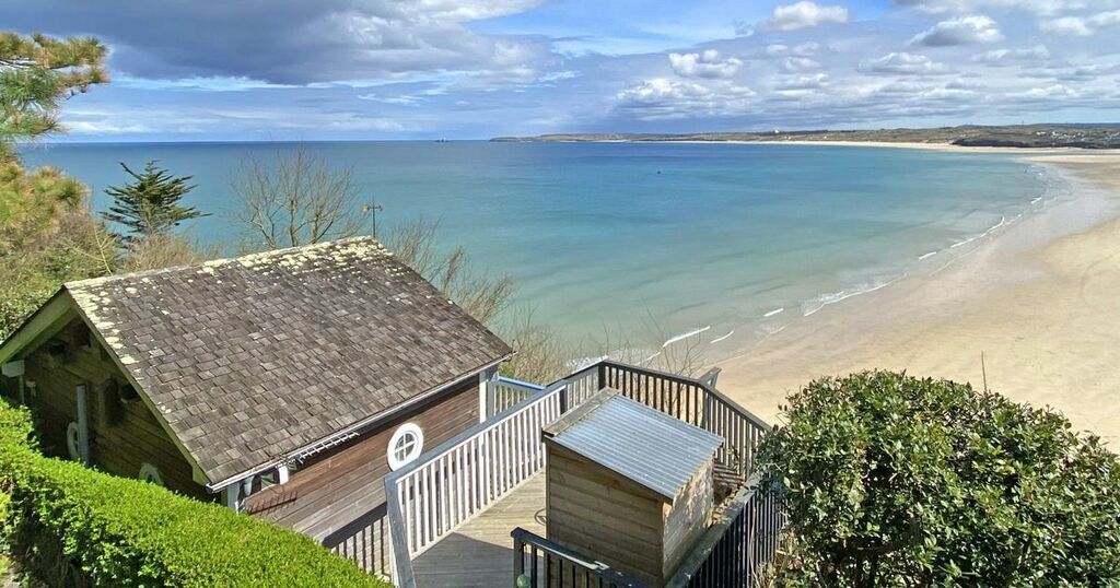 Beachfront wooden cabin with 'best views in Cornwall'…