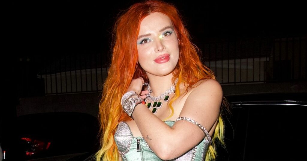 Bella Thorne pays emotional tribute to late father on…