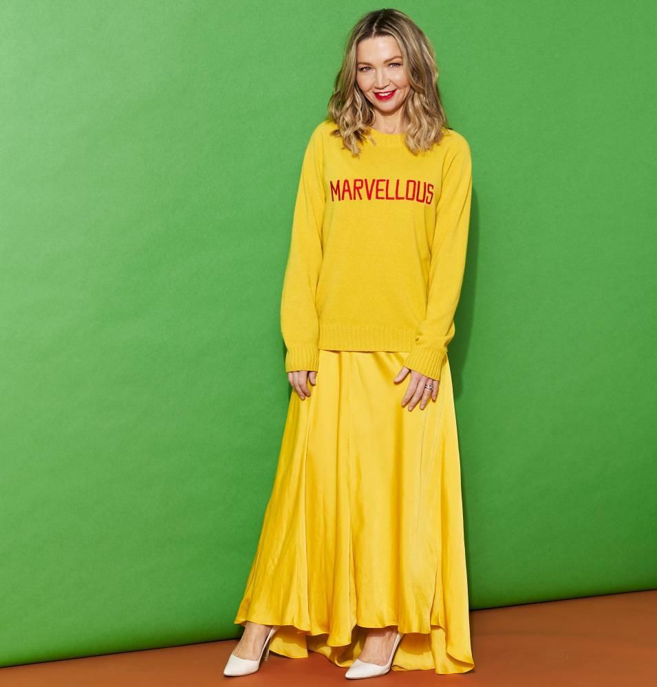 How to wear sunshine yellow