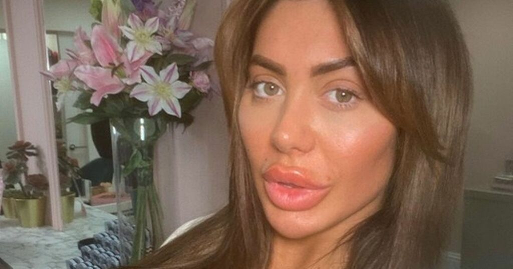 Chloe Ferry quits social media after receiving bad…