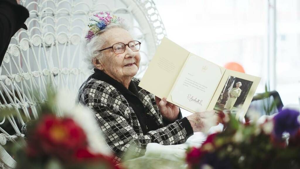 'From one Queen to another': The other 'QEII'…