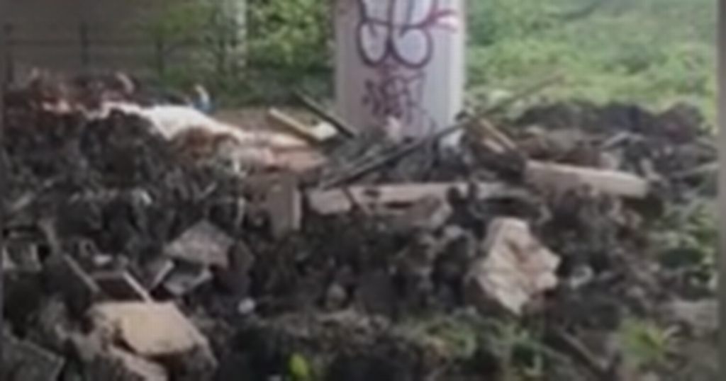 Video under M5 bridge at Avonmouth shows shocking…