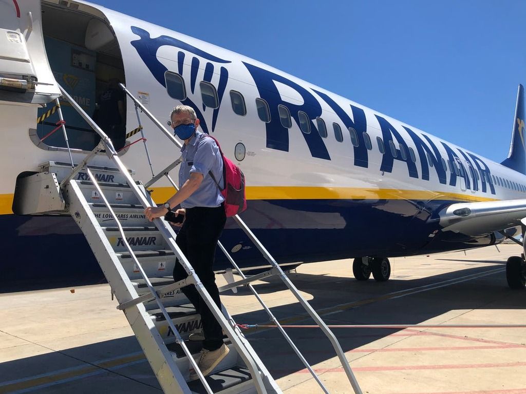 Private jet experience for under £9 as Ryanair flies…