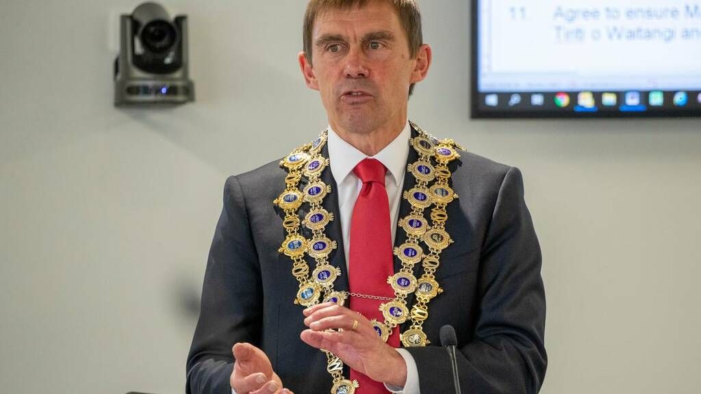 Report reveals Wellington Mayor Andy Foster's poor…