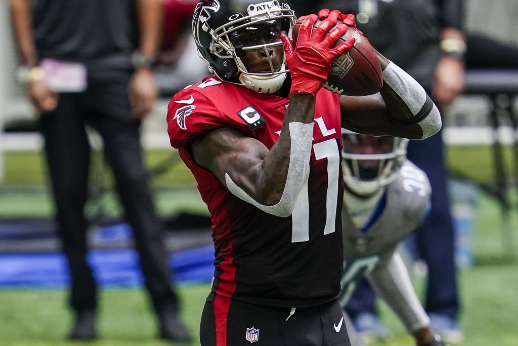 Damien Harris clearly wouldn’t mind a trade that lands…