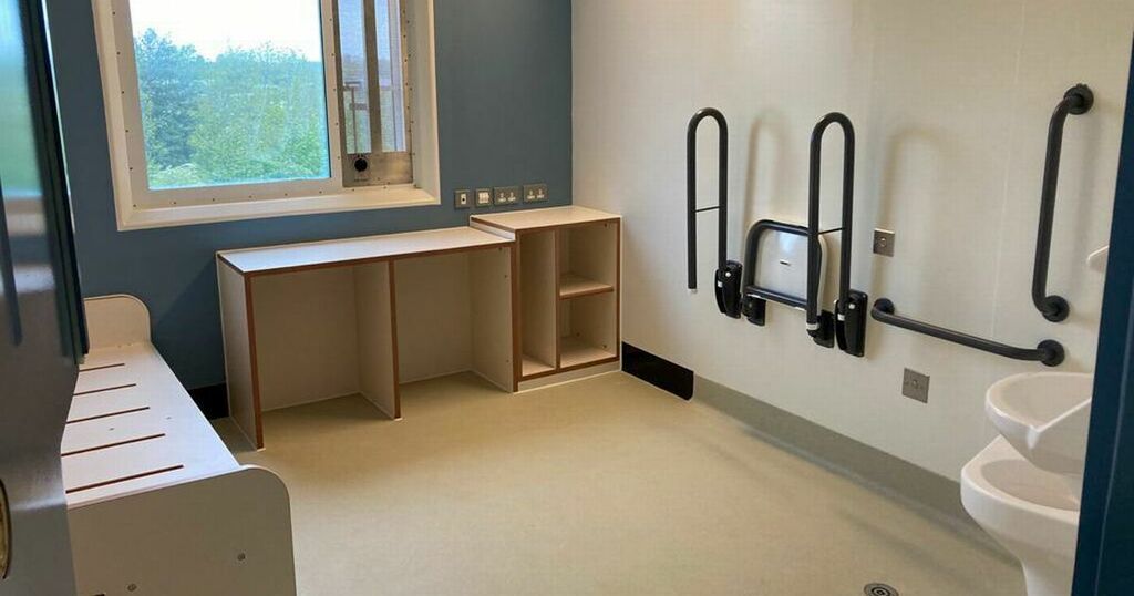 Inside UK’s new privately-run mega prison with barless…