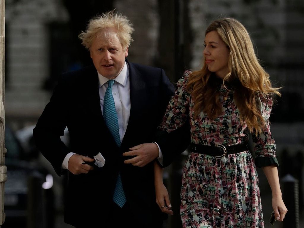 Boris Johnson marries Carrie Symonds in secret wedding…