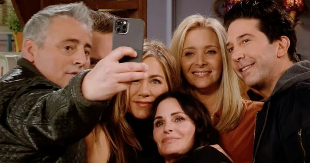 Notts photographer who photographed Friends cast…