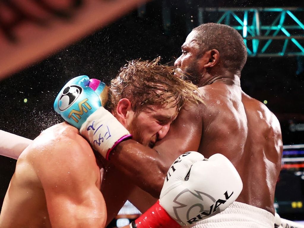 Logan Paul dismisses Floyd Mayweather fight conspiracy…