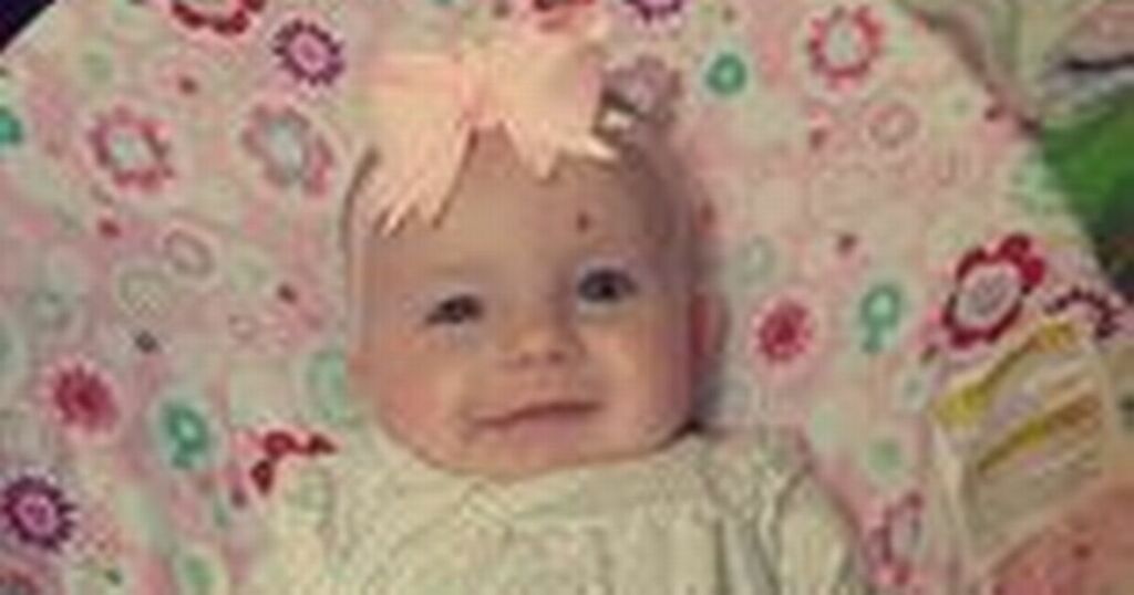 Passing woman saves baby's life after panicking mum…