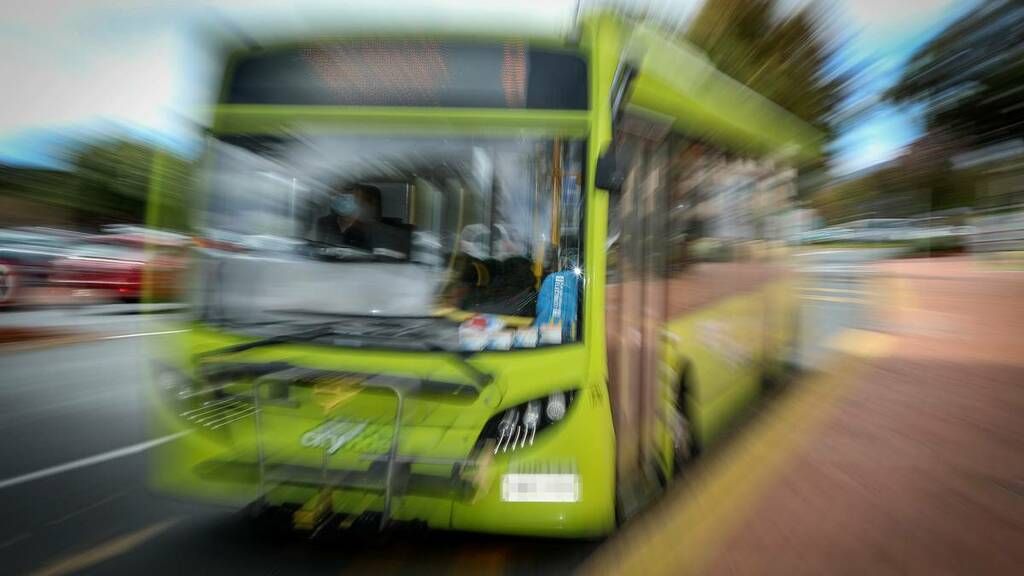 Wellington council wants Government to put buses back…
