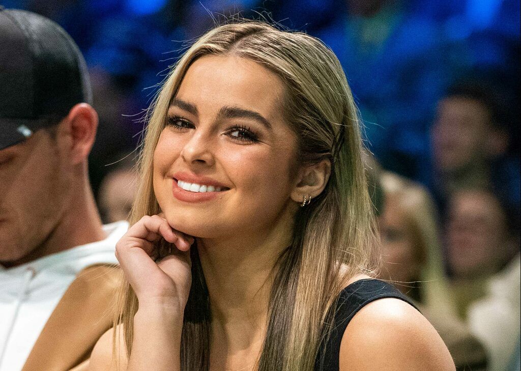 People are calling out TikTok star Addison Rae after…