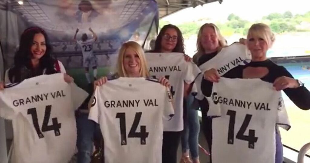 Kalvin Phillips' mum teary-eyed as she leads…