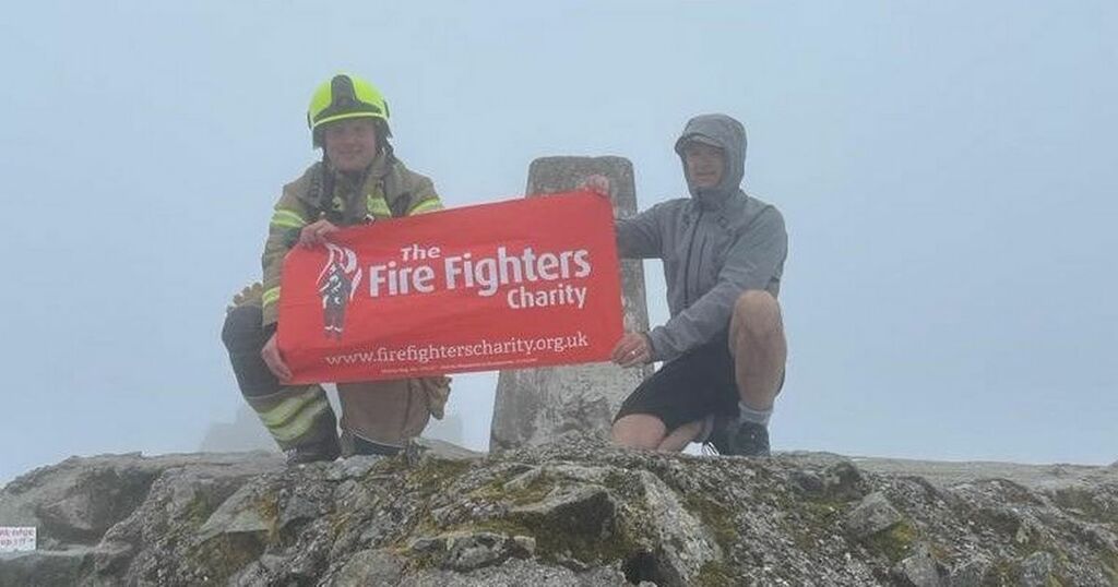 Firefighter scales Ben Nevis wearing full kit