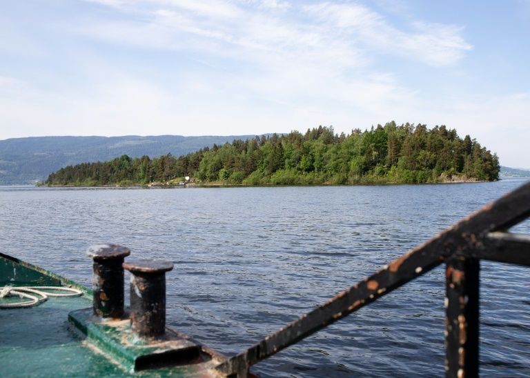 Ten years on, Utoya massacre survivors seek to…