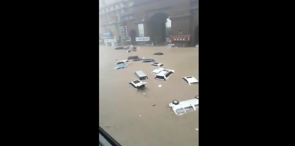 This is what it looks like when a city floods in…