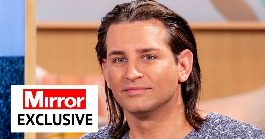 Made In Chelsea star Ollie Locke doesn't watch show…
