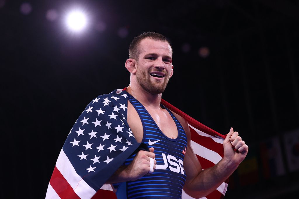 Olympics-Wrestling-'Magic Man' Taylor wins final at…