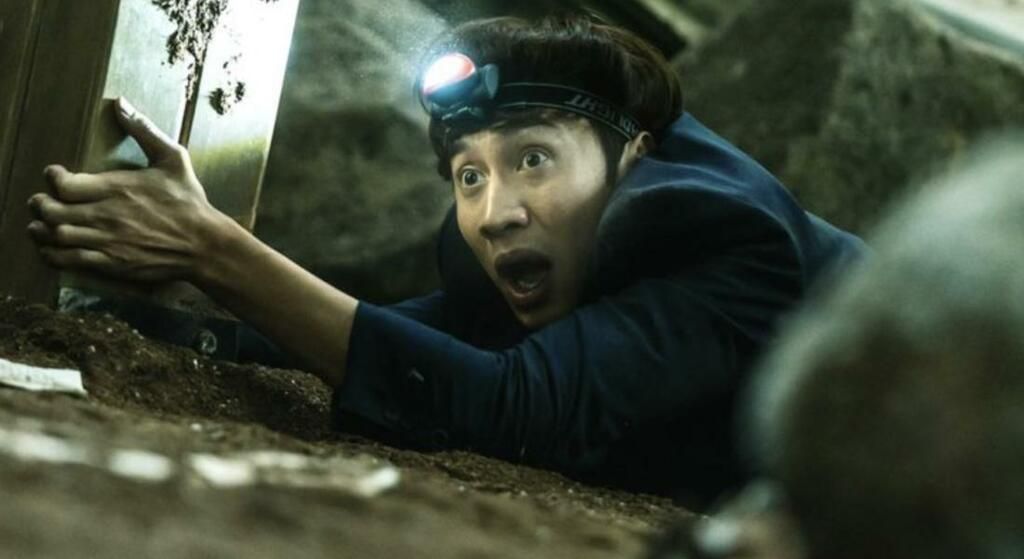 Disaster Comedy ‘Sinkhole’ Explores What It Means To…