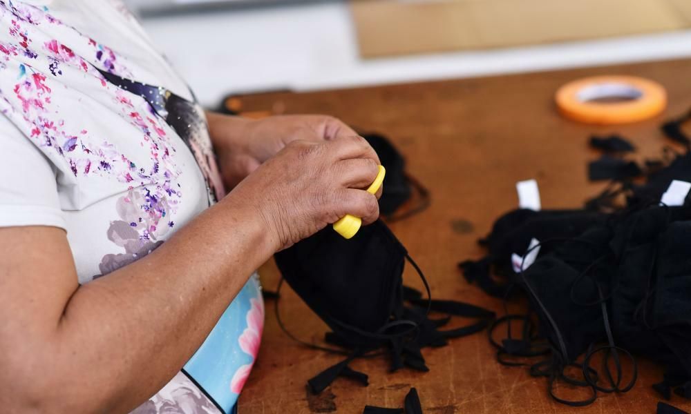 ‘We work non-stop’: LA garment workers toil for top…