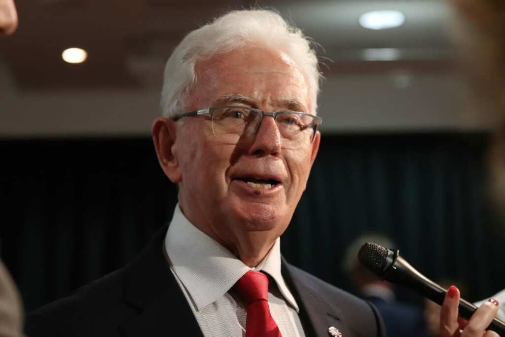 Sir Michael Cullen dies from lung cancer