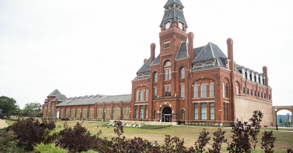Visitor center opens at Pullman National Monument