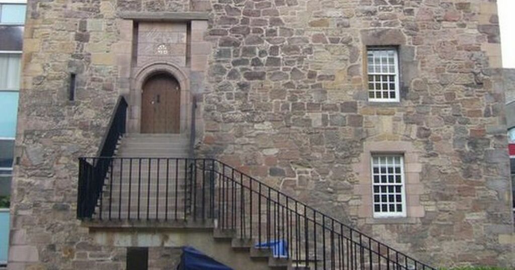 Edinburgh's 15th century tower and its scandalous…