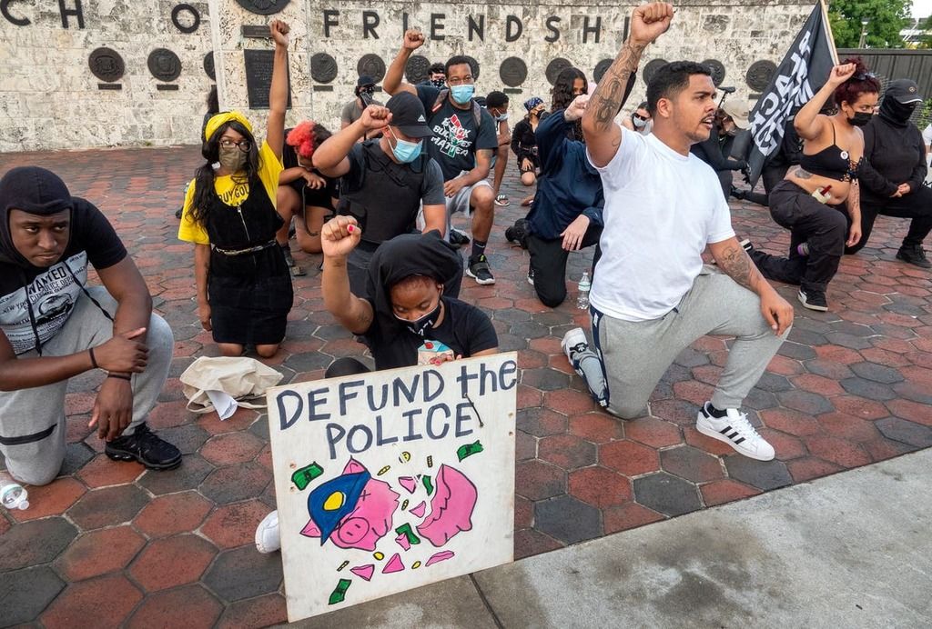 Federal judge rules Florida ‘anti-riot’ law is…