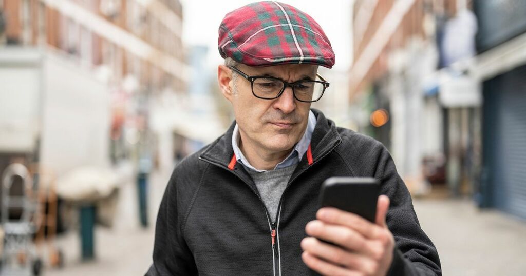 Brits falling out after misreading text messages and…